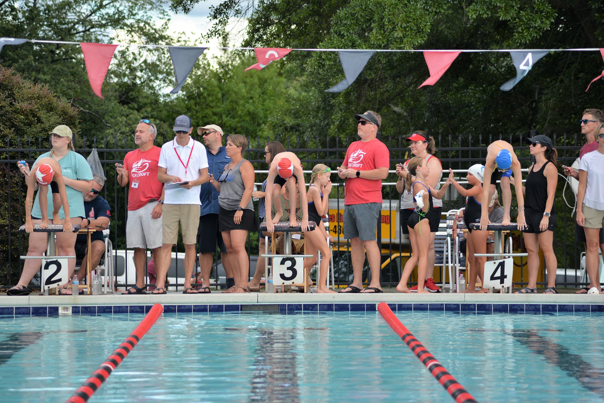 Volunteers - FOXCROFT Swim Team
