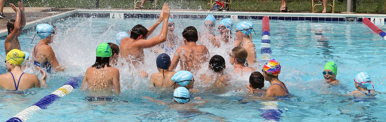 About Us - Waynewood Swim Team